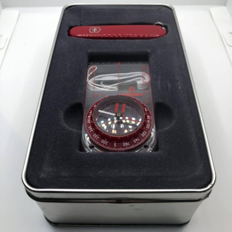 Victorinox Hiker / Compass Set – Marc's Army Knives
